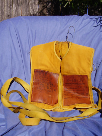 Flightgear On-Line, the website for the collector of military flightgear